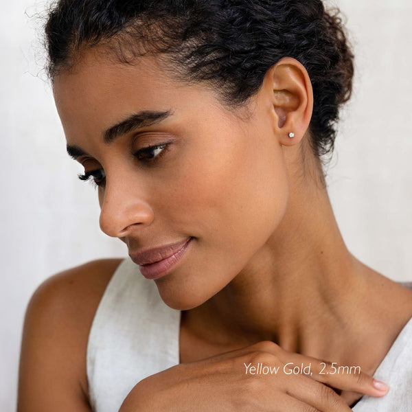 14k Yellow Gold Diamond Stud Earring 2.5mm - Aria (Single) – Linjer