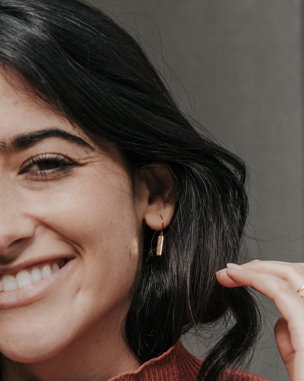 Gold Dangle Earrings - Dina | Linjer Jewelry