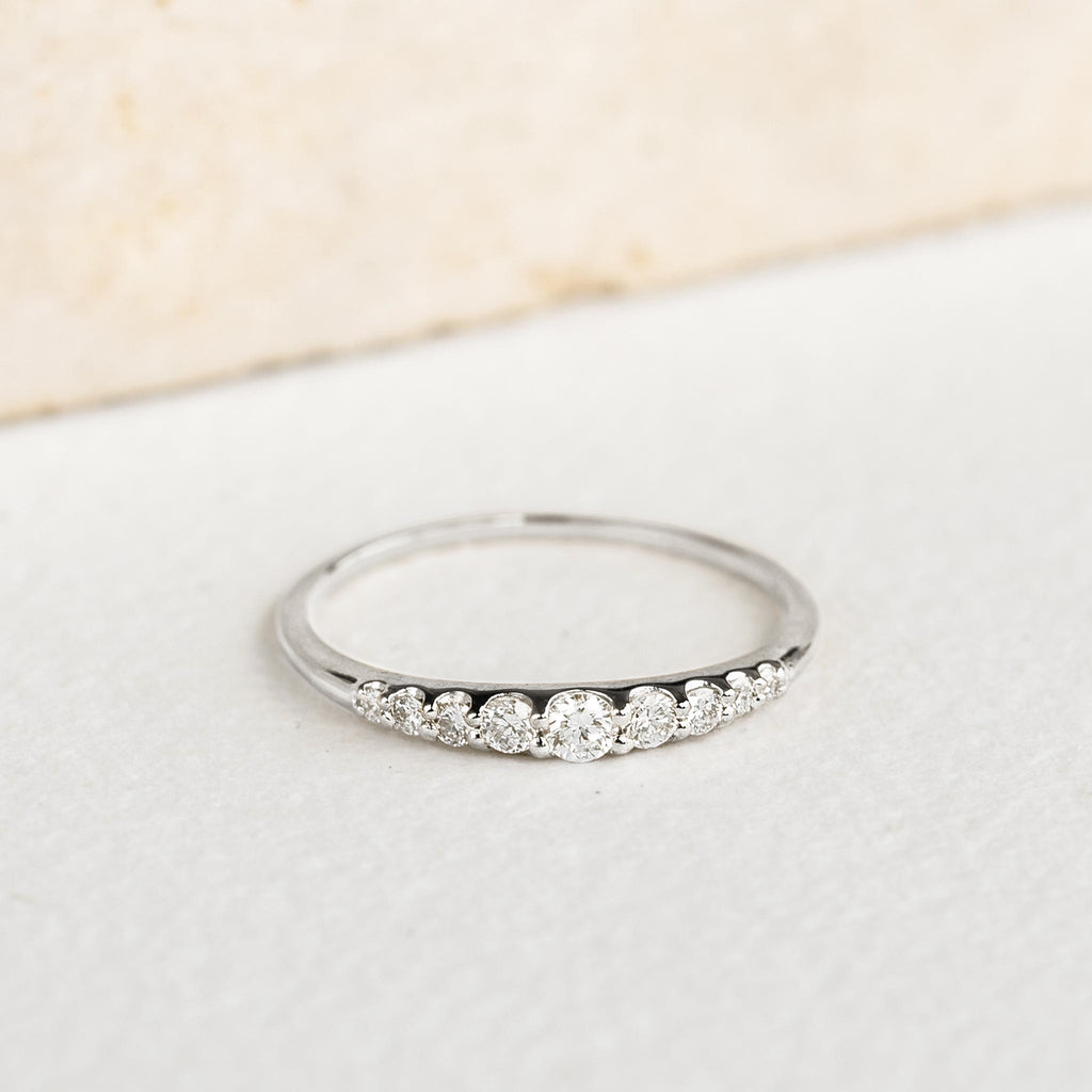 Graduated Diamond Ring White Gold - Zoe | Linjer Jewelry