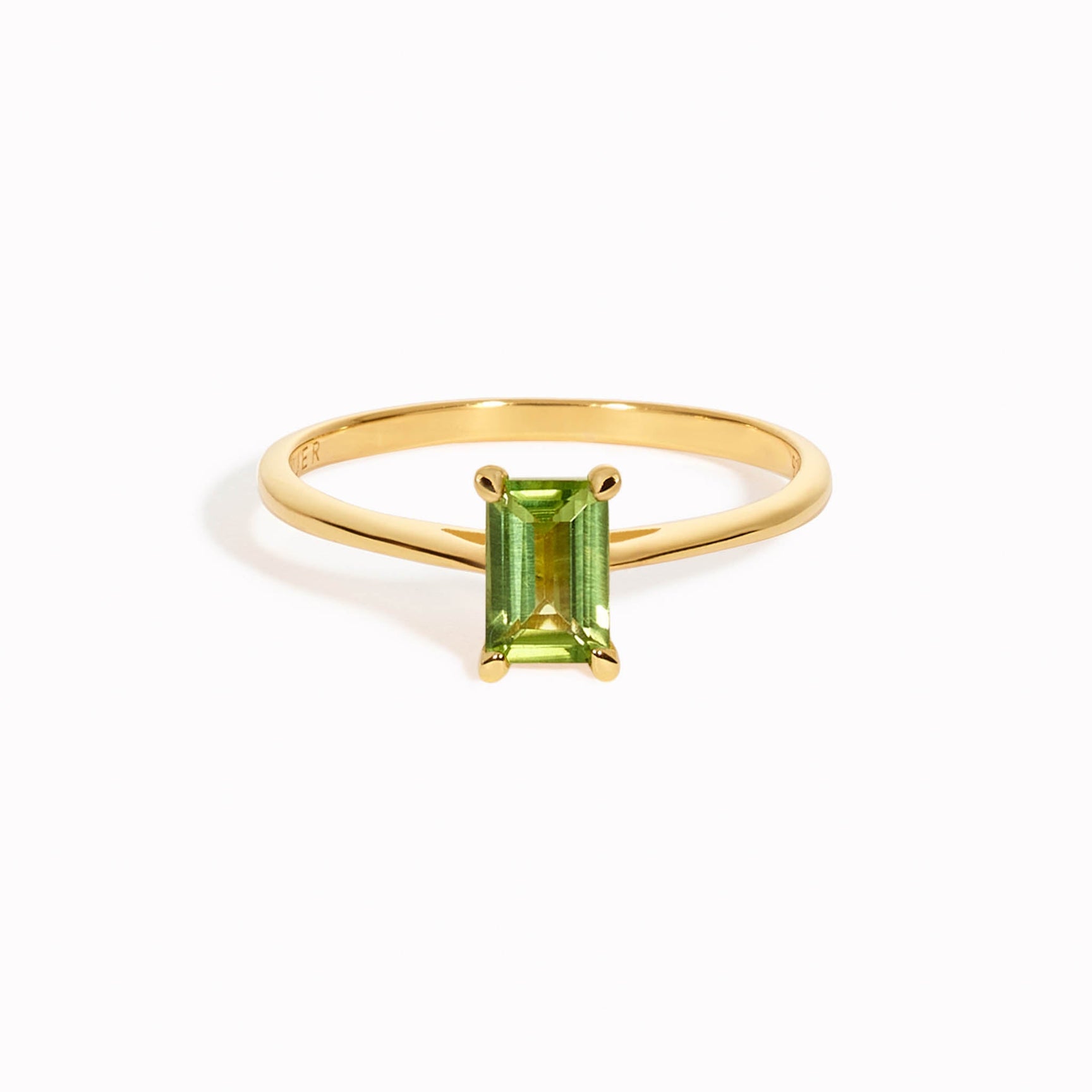Baguette Ring Peridot - Charlotte | Linjer Jewelry